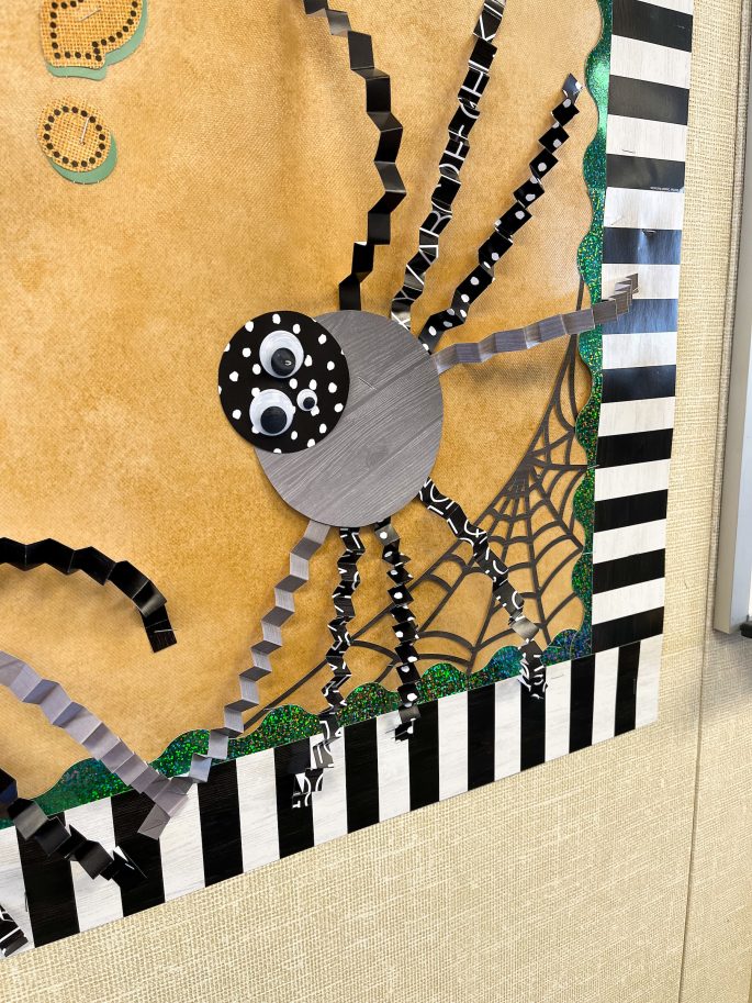 Inspire Creativity in the Classroom with a Festive Halloween Spider ...